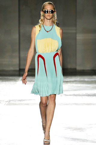 Fashion Portfolio: Primavera-Verano 2012 by Prada