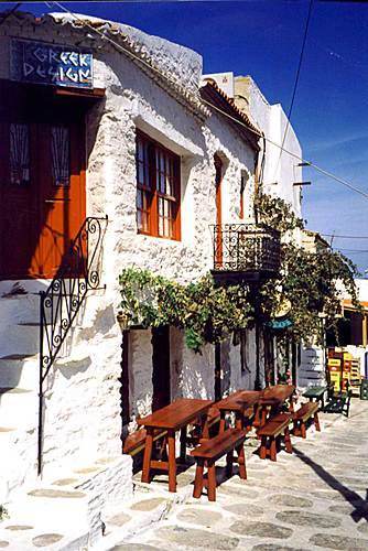 ΤΑΞΙΔΕΥΟΝΤΑΣ ...: ΚΕΑ (ΤΖΙΑ) ΔΙΑΚΟΠΕΣ 1990