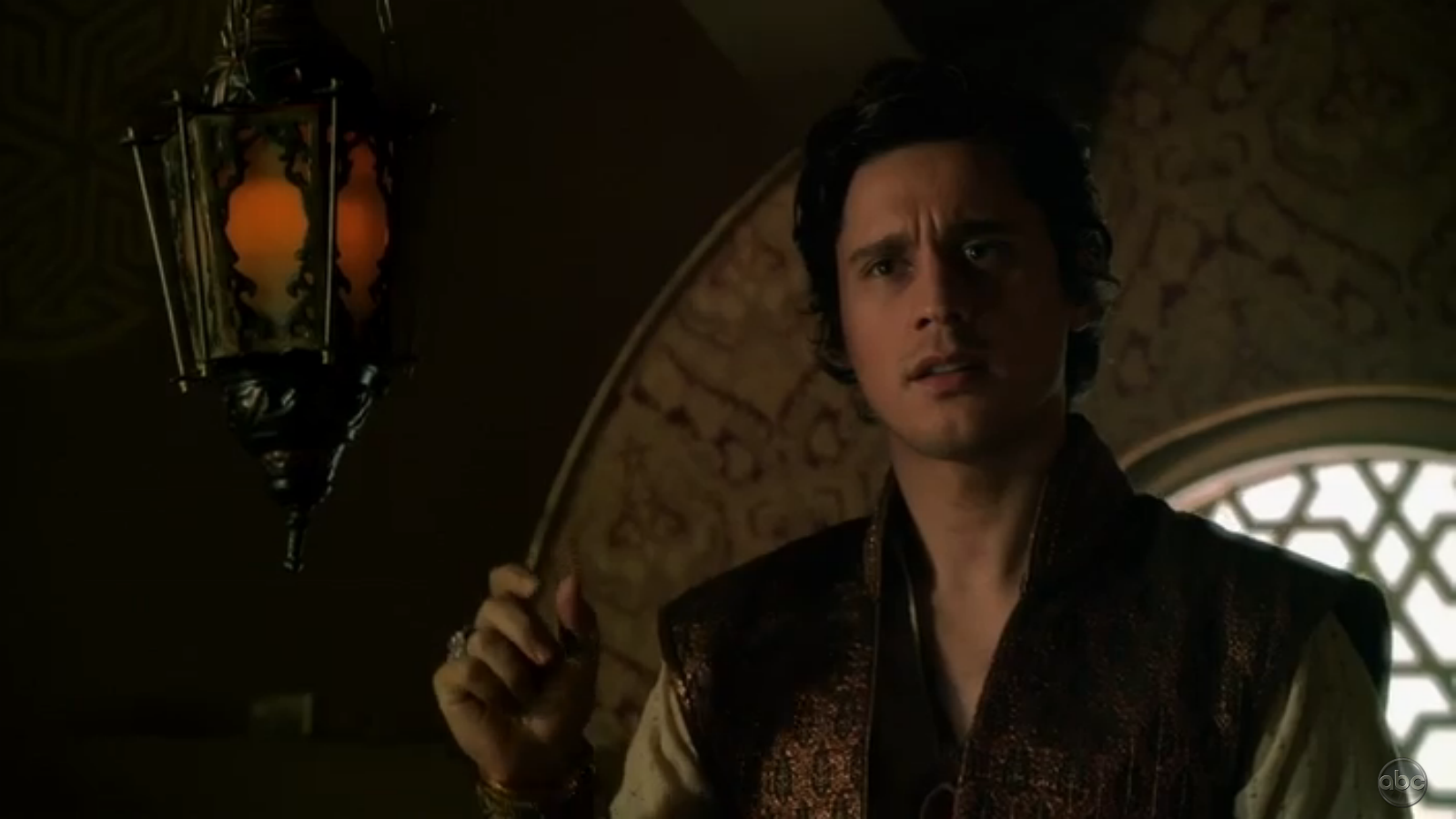 Geeky Ginger Girl: "Once Upon a Time in Wonderland" Debuts on ABC