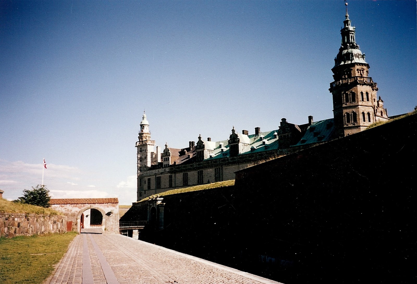 Urminnes tider: Kronborg slott i Helsingör 10 juli 2003