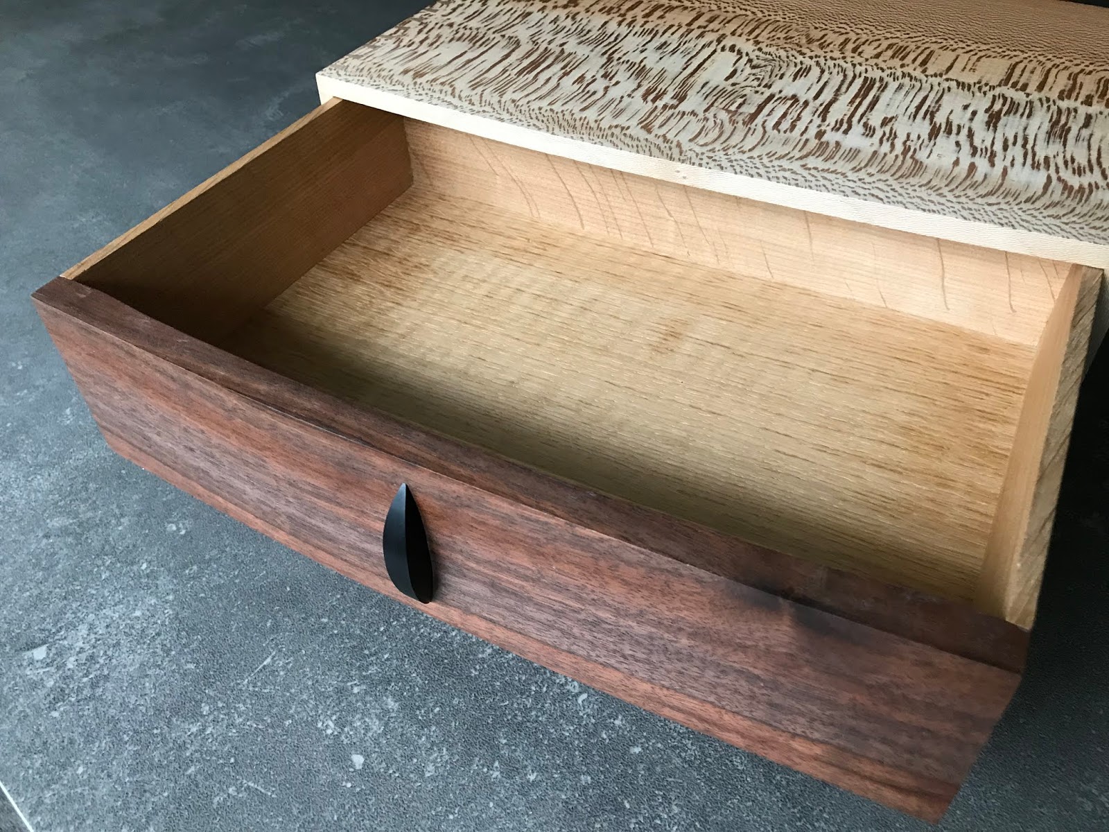 David Barron Furniture: Piston Fit Drawer Project Finished
