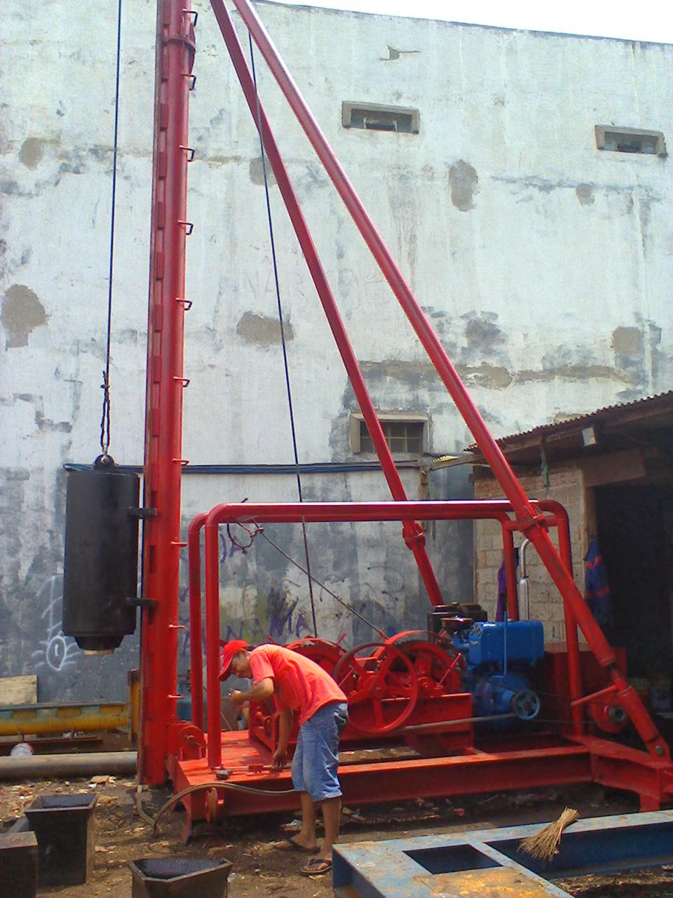 Mesin Pancang: MESIN PANCANG MINI TYPE DROP HAMMER