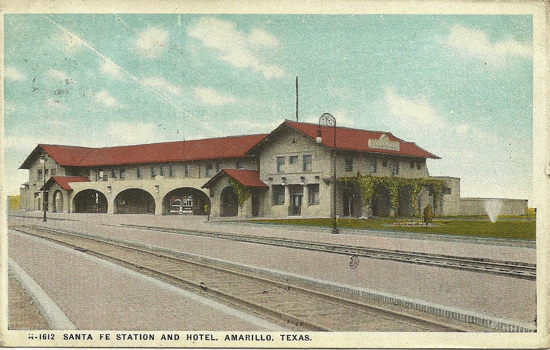 History of Amarillo, Texas: 1922 - Postcard of Santa Fe Station & Hotel ...