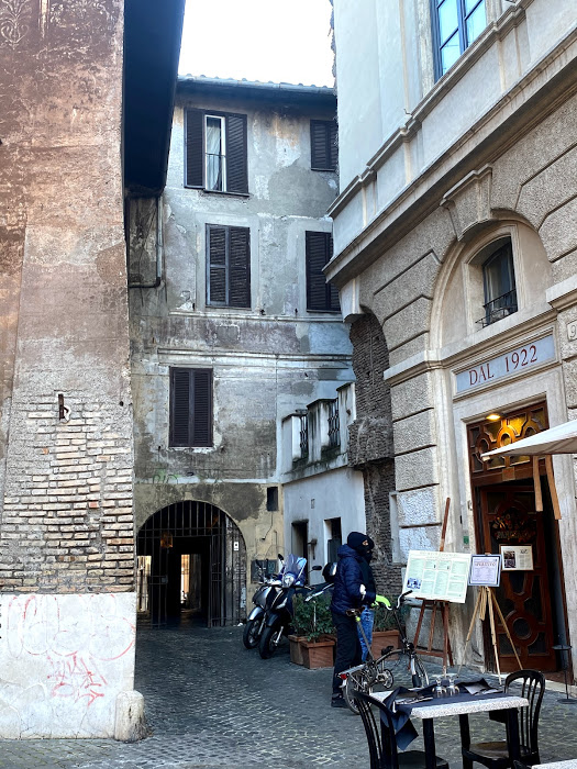 In Rome In Love in Bike: Il Passetto del Biscione - A Roma se dice ...