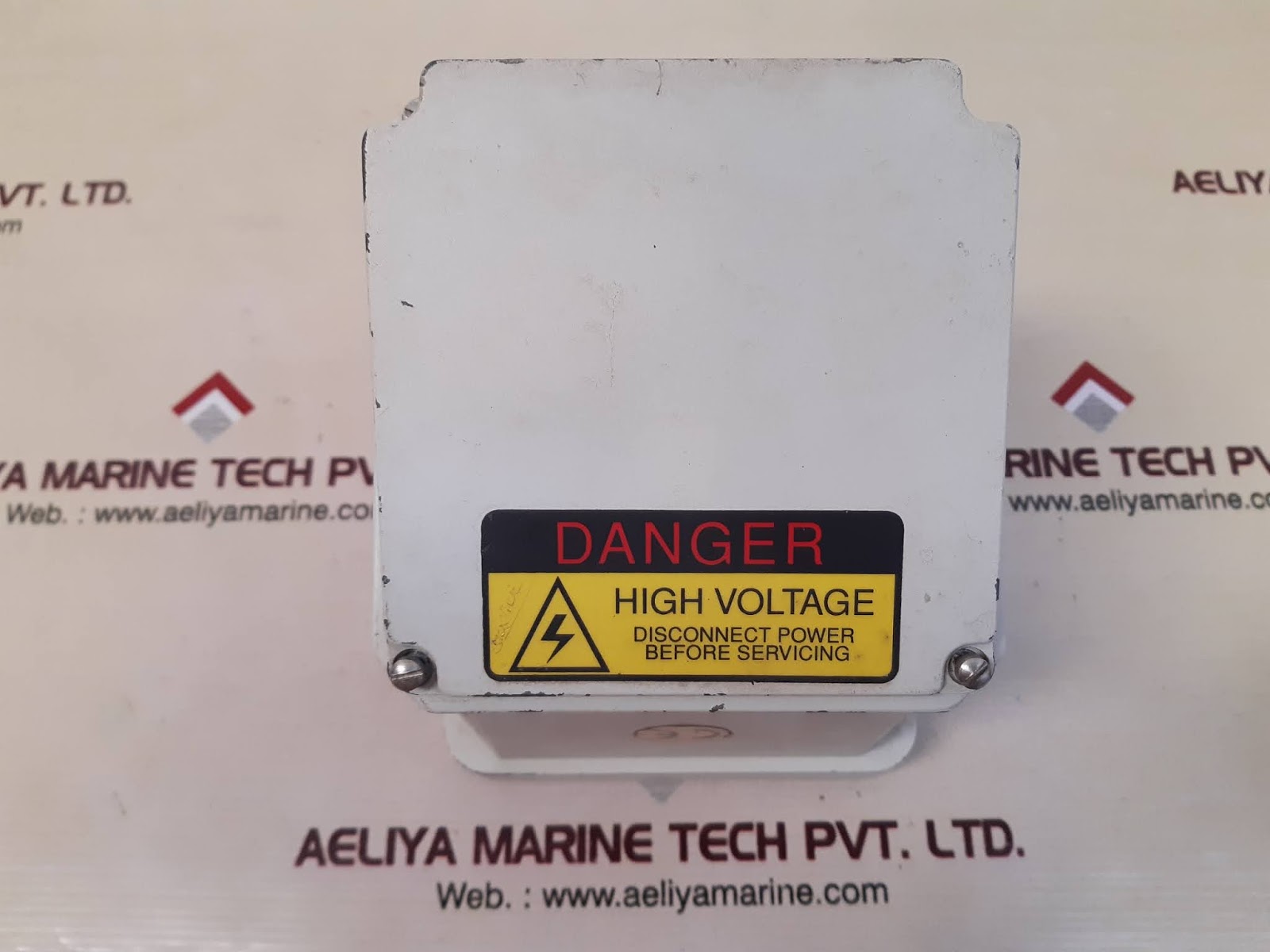 ABB TB82 CONDUCTIVITY TRANSMITTER TB82EC1000102 - Aeliya Marine