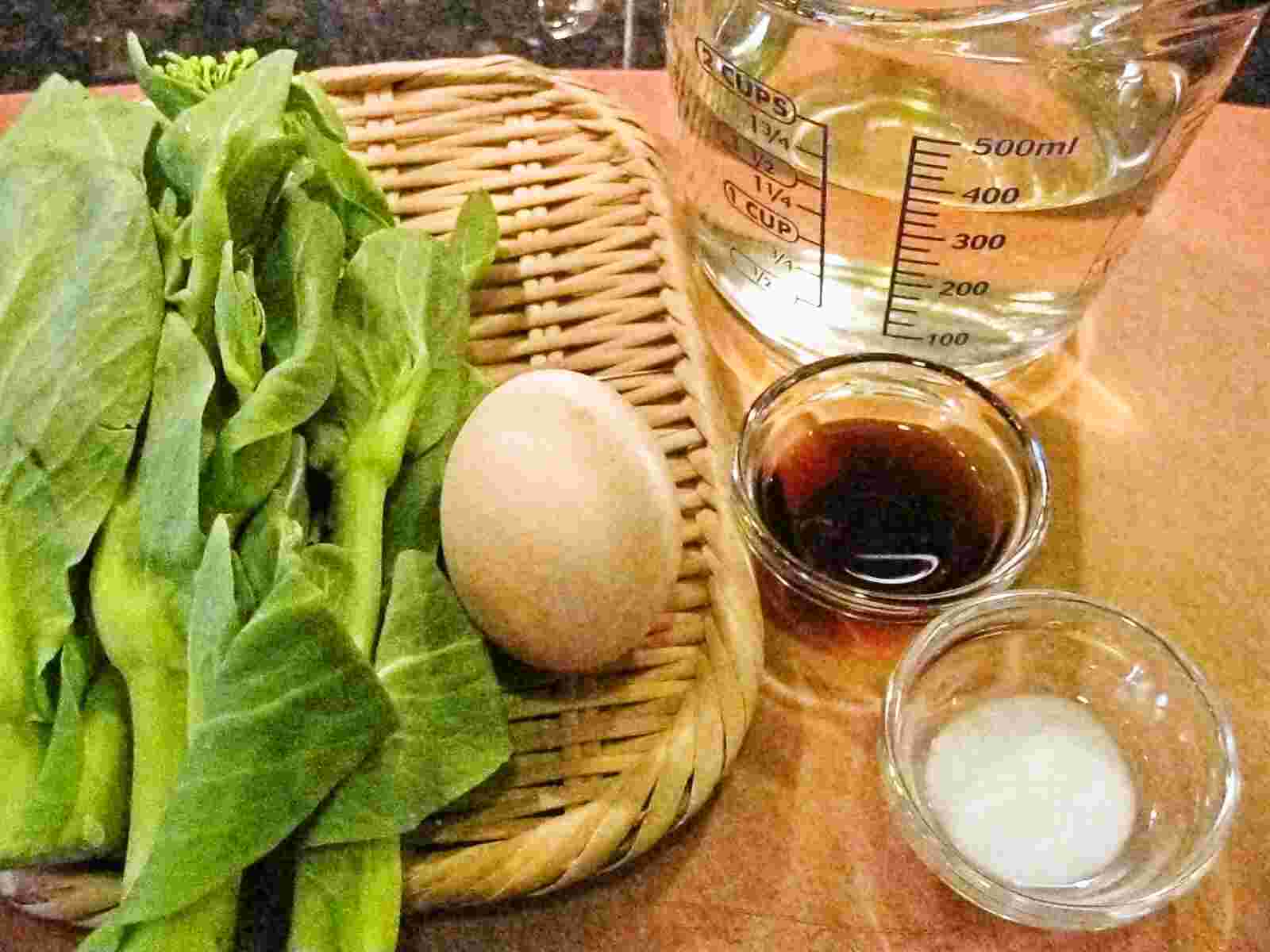 Recipes for Tom: Nanohana no tamago-tsutsumi no osuimono / clear soup ...