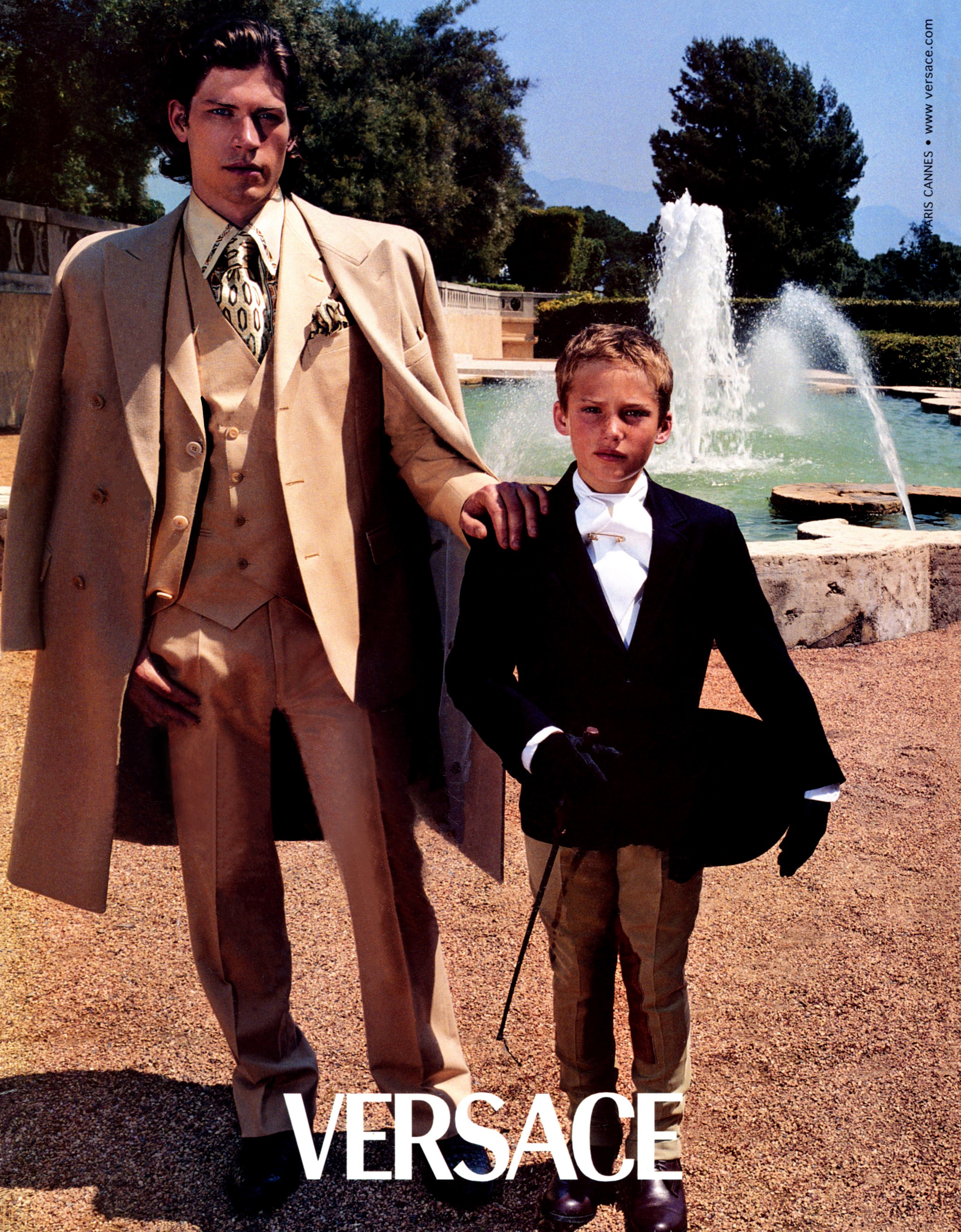 CAMPAIGN: VERSACE FW 2001