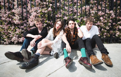WOLF ALICE debut album 'My Love Is Cool' out now - watch 'Fluffy' (live ...