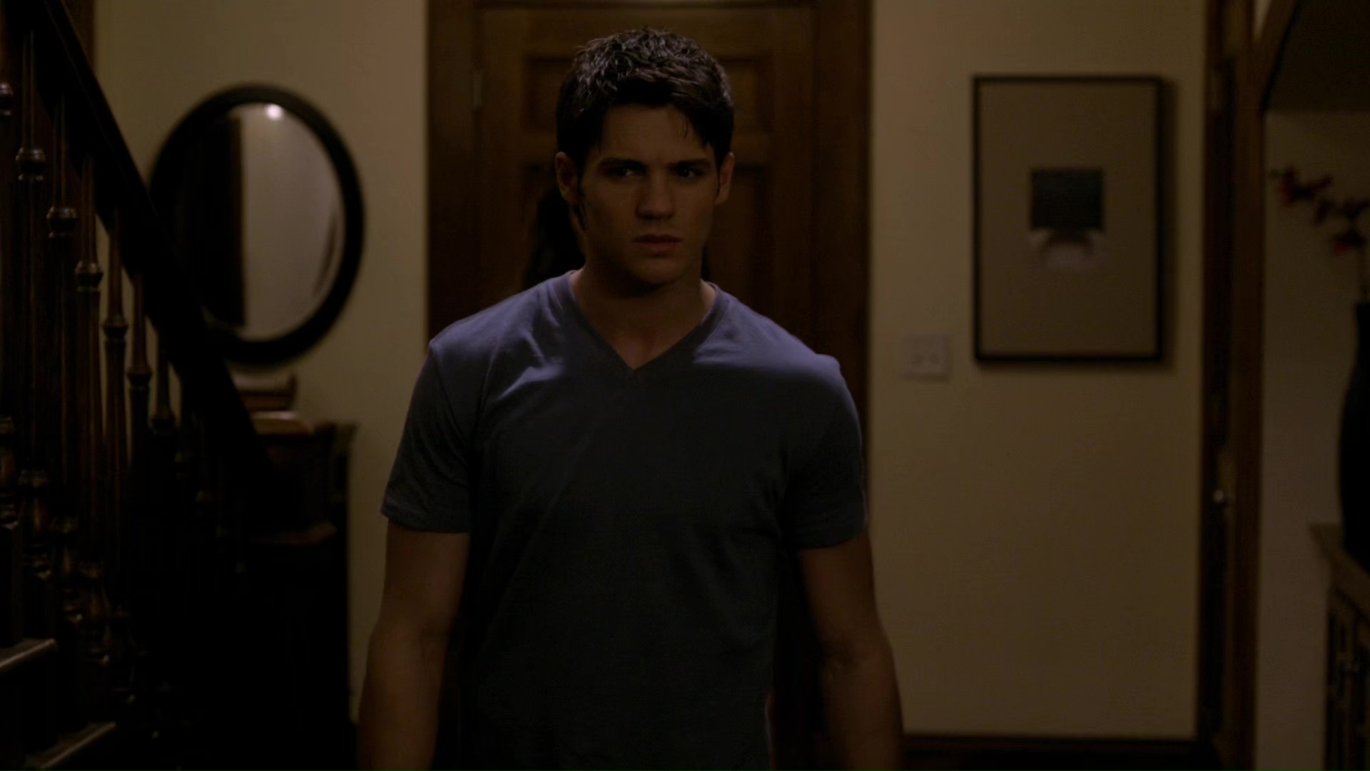 ausCAPS: Steven R. McQueen in The Vampire Diaries 2-22 "As I Lay Dying"
