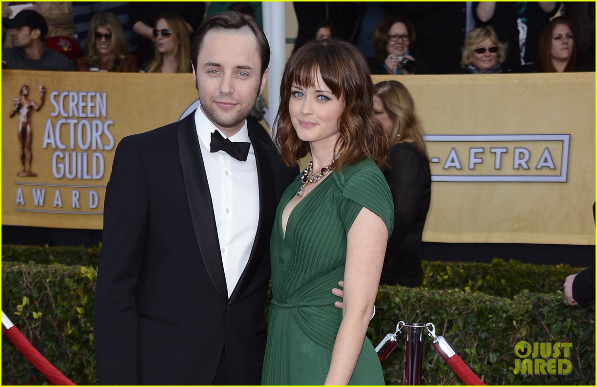 Thunmans tv-blogg: ♥ Vincent Karthesier och Alexis Bledel håller varann ...