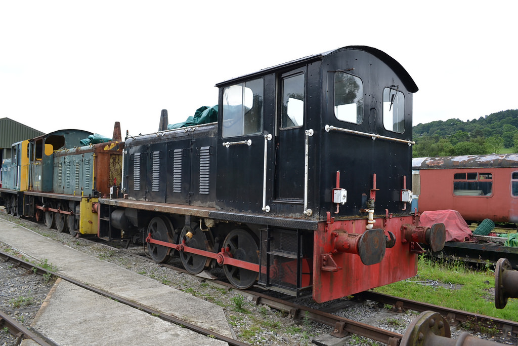 British Diesels and Electrics: Class 04 (Drewry Car 204hp Diesel ...