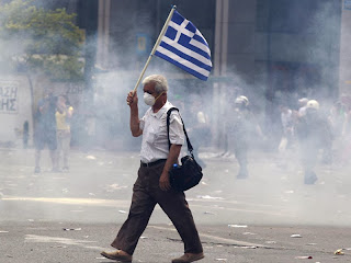 DIRECTNEWS: '' ΜΕΓΑΛΗ ΕΛΛΗΝΙΚΗ ΤΕΚΤΟΝΙΚΗ ΣΤΟΑ''