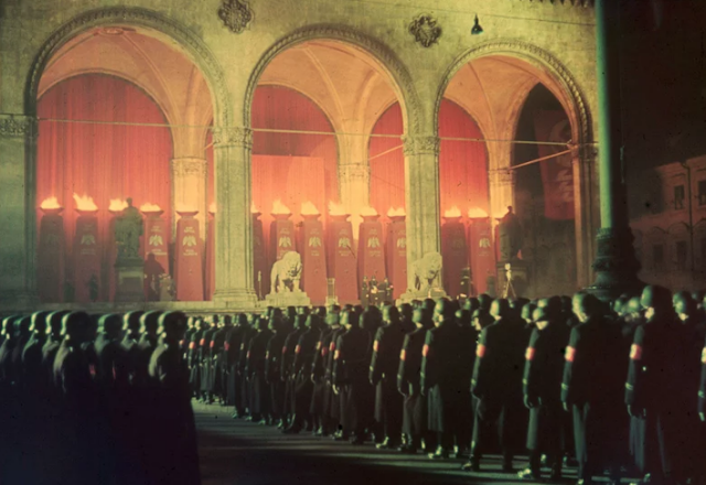 Juramento de soldados Nazi En 1938, un año antes del comienzo de la ...