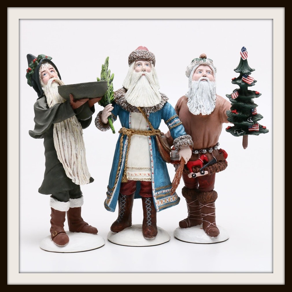 The Vintage Chateau: Duncan Royale Santa Collection