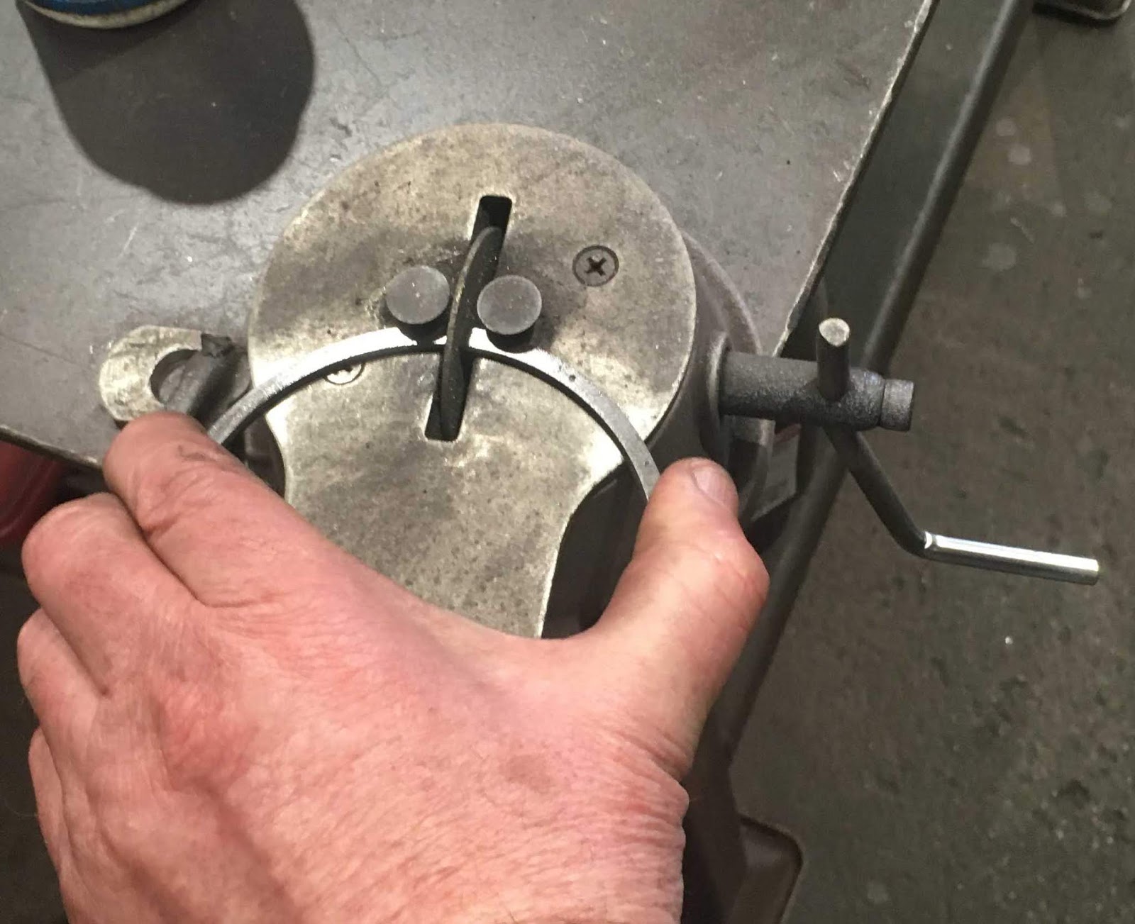 Progress is fine, but it's gone on for too long.: Special tool KD-870