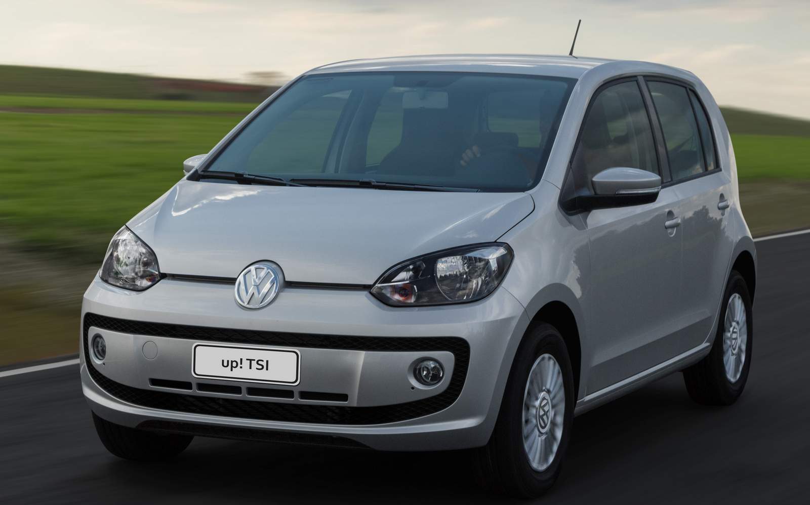 VW Up! TSI: qual versão tem o melhor custo x benefício?