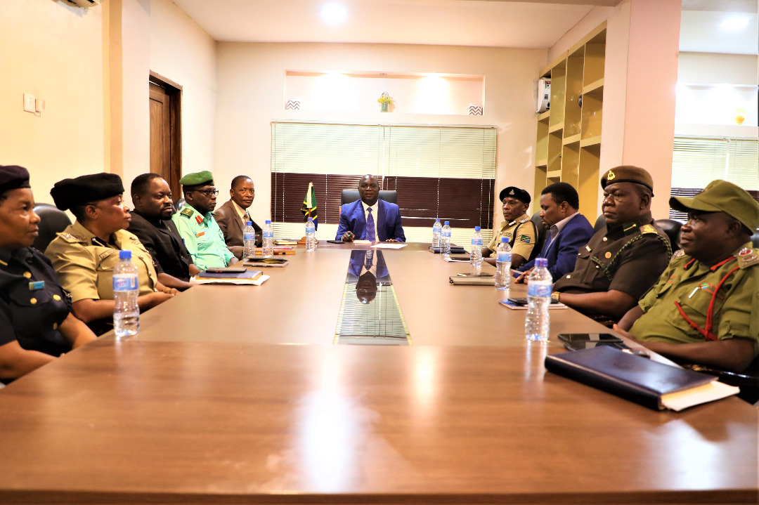 RC MAKALLA AAGIZA JESHI LA POLISI KUTOKOMEZA UJAMBAZI DAR, AWATAKA ...