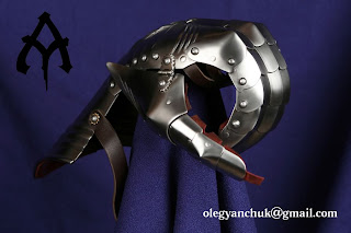 Armouring Art: Late 15-th C .Gothic Gauntlets