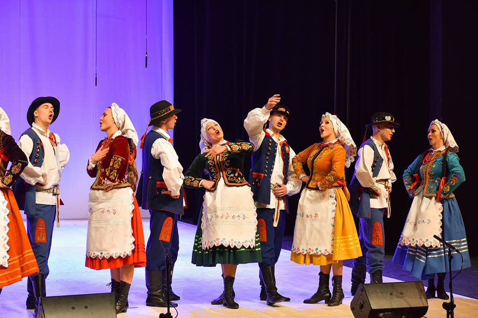 POLSKA WIRTUALNA: Rzeszowski strój ludowy