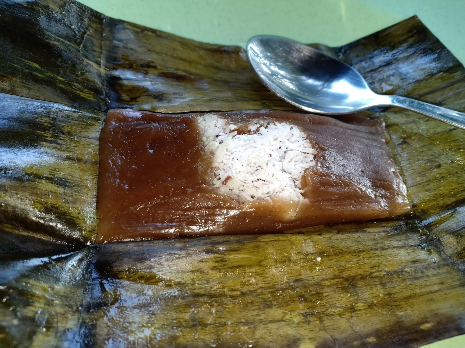 LEPAT LIAT BUNGA CHICHA