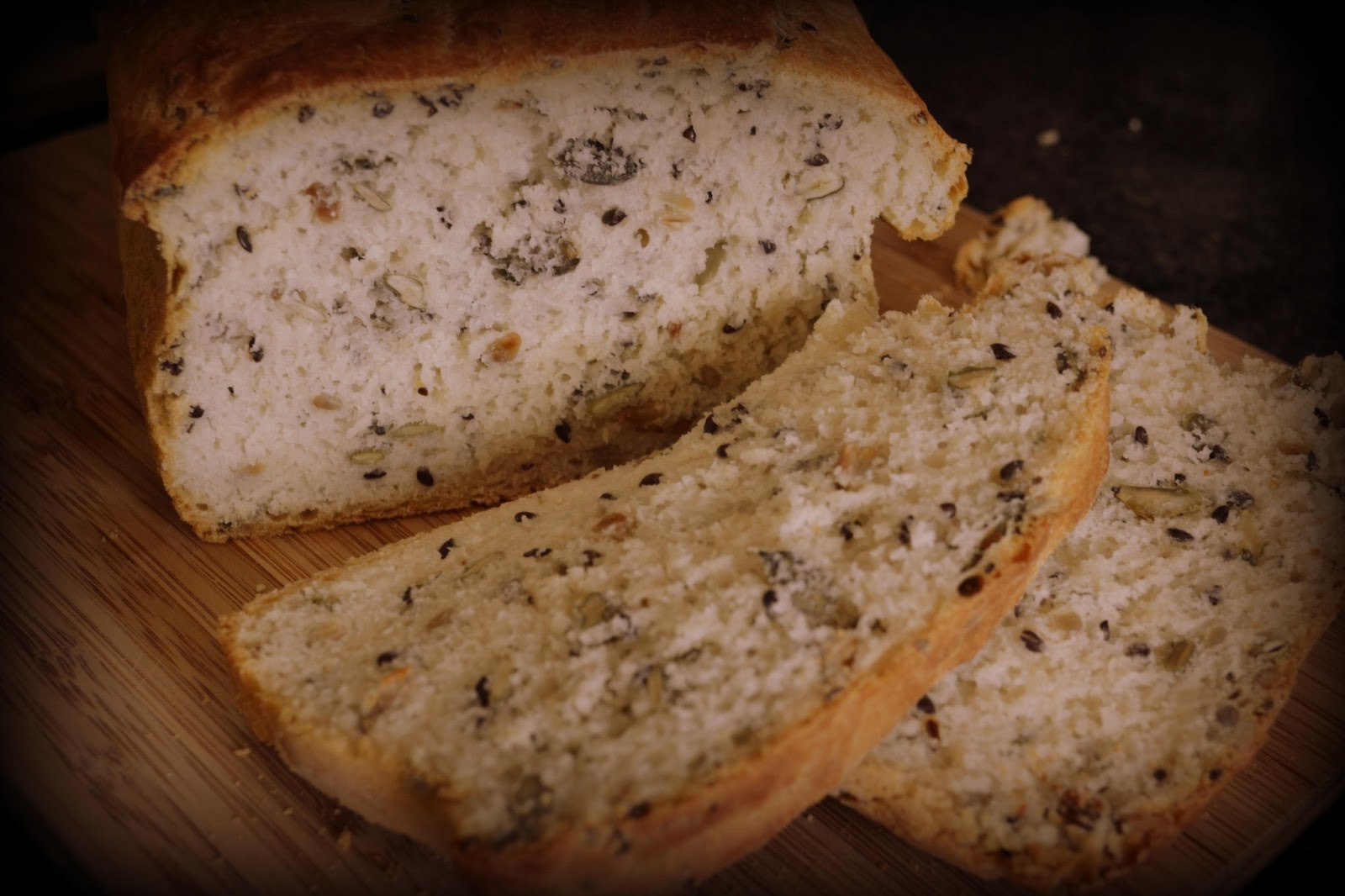 Chocolate with salt: Quick and delicious spelt - curd - bread