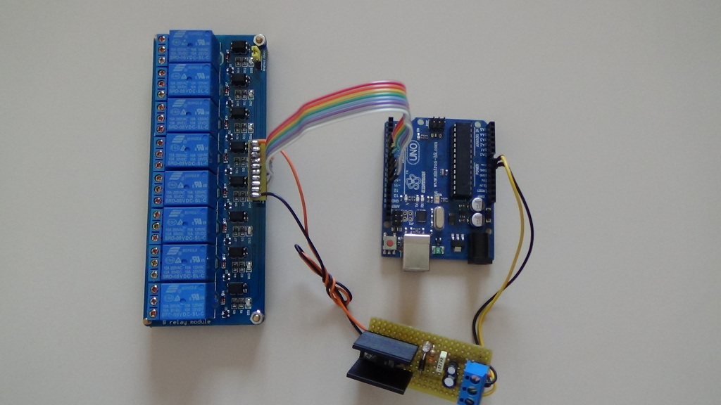 HL-58S module with 8 relays, controlled by Arduino UNO R3 - Mechatrons