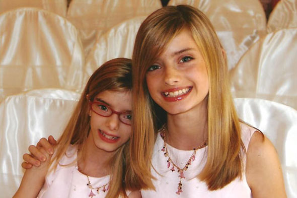 Identical Twins Unique In The World Sienna And Sierra ~ Unique Article