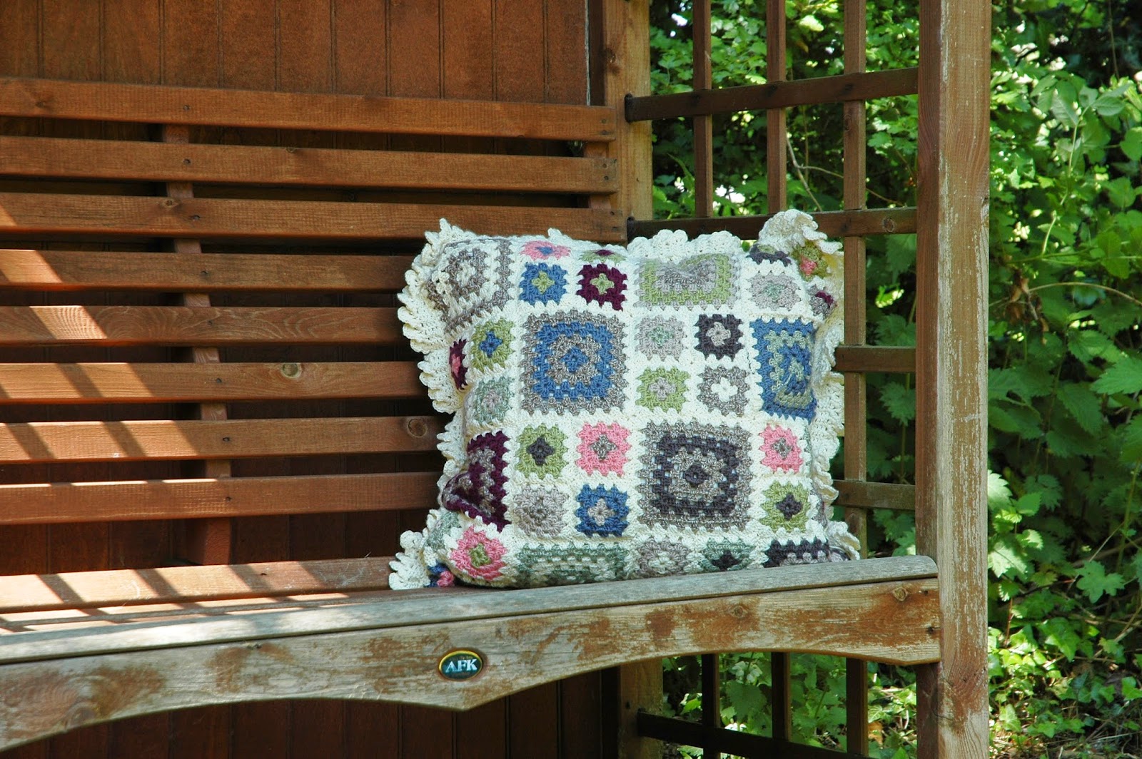 Beautiful and productive crochet: Designing an Edging