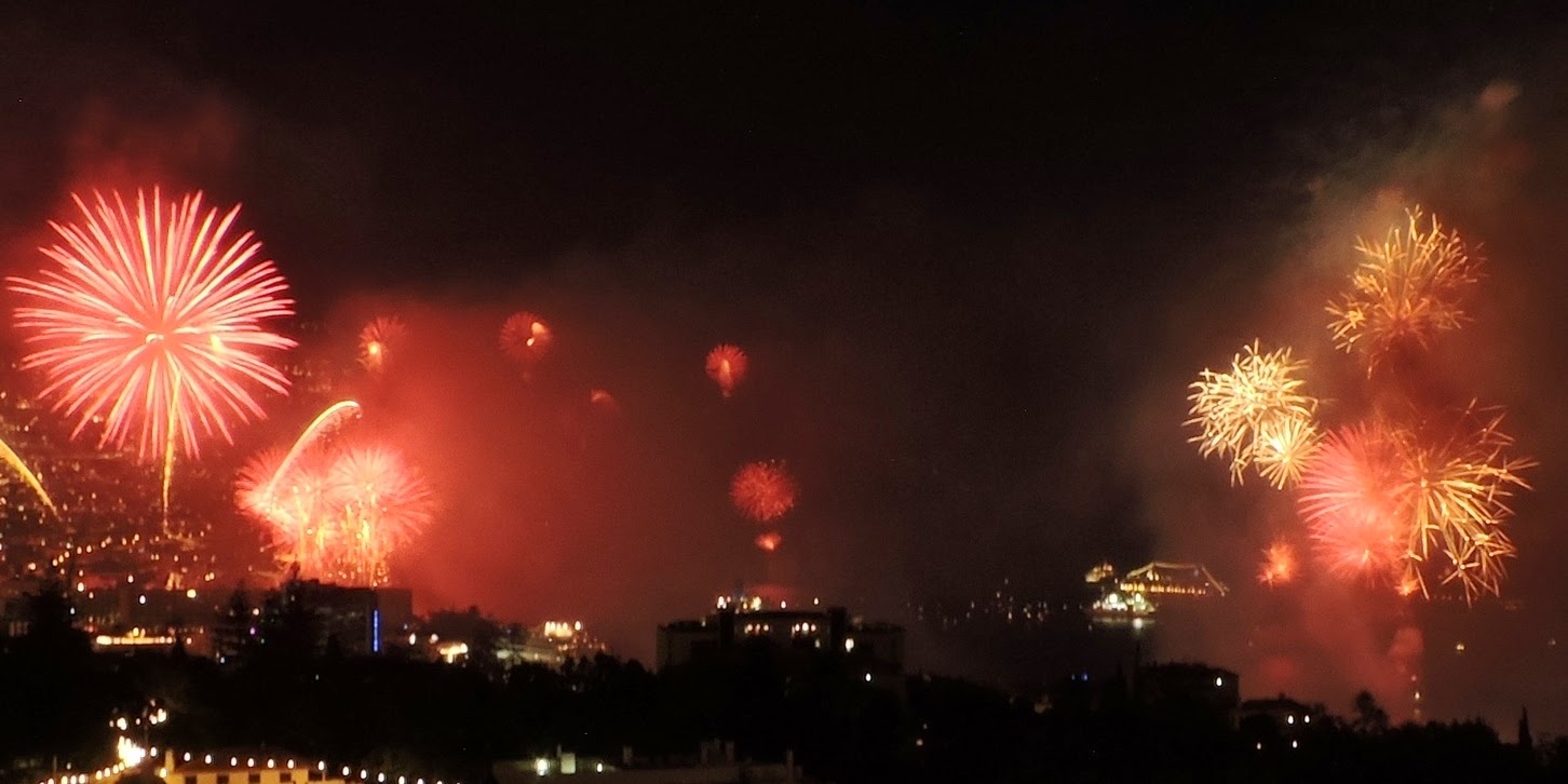 ILE DE MADERE: 1 - FUNCHAL - HÔTEL - RESTAURANTS & FEU D'ARTIFICE de la ...