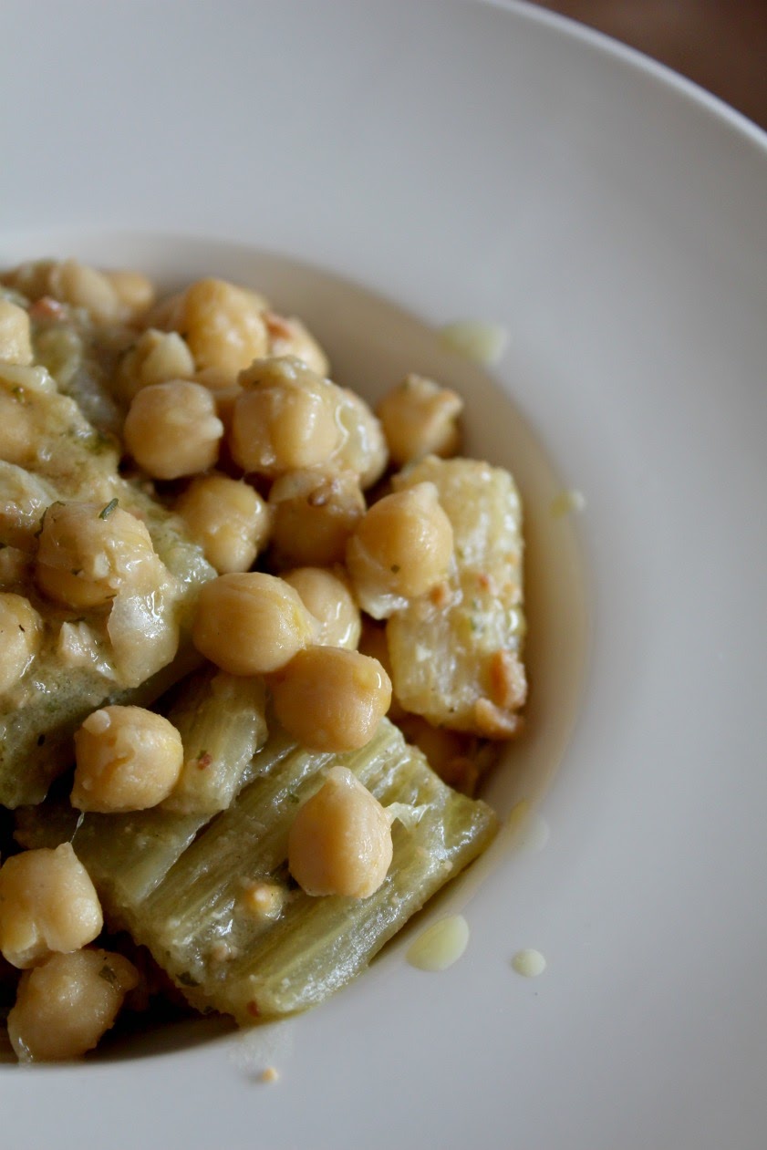 Sabor en cristal: Cardo con garbanzos