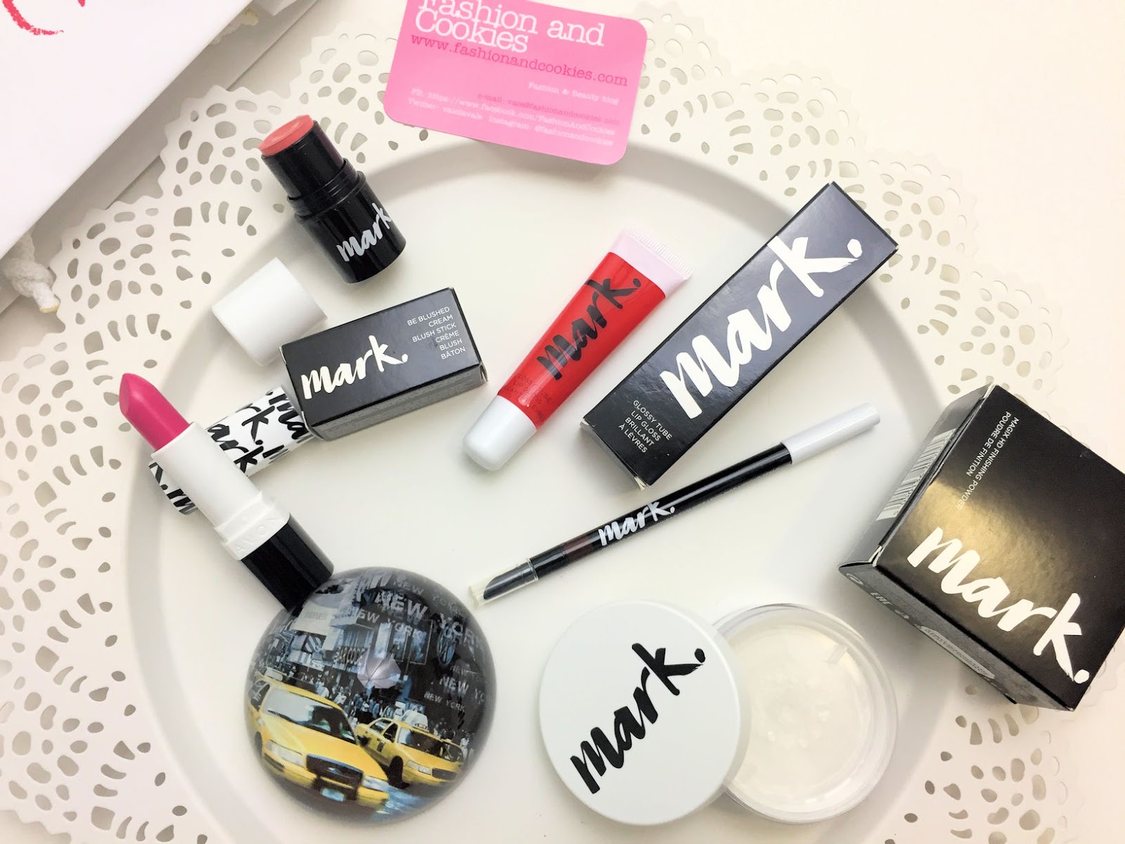 Avon Mark: makeup must have | Fashion and Cookies - fashion and beauty blog