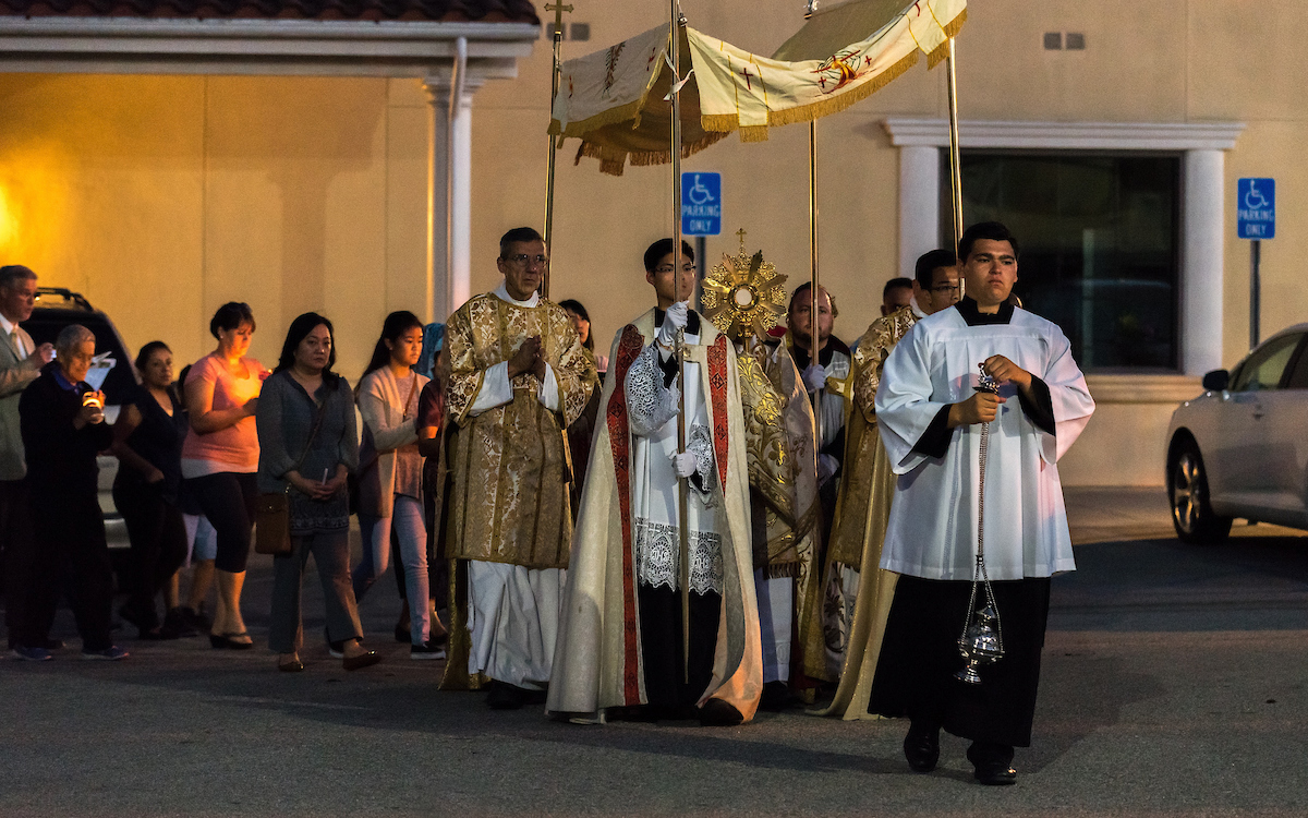 New Liturgical Movement: Corpus Christi in the Norbertine Rite in ...