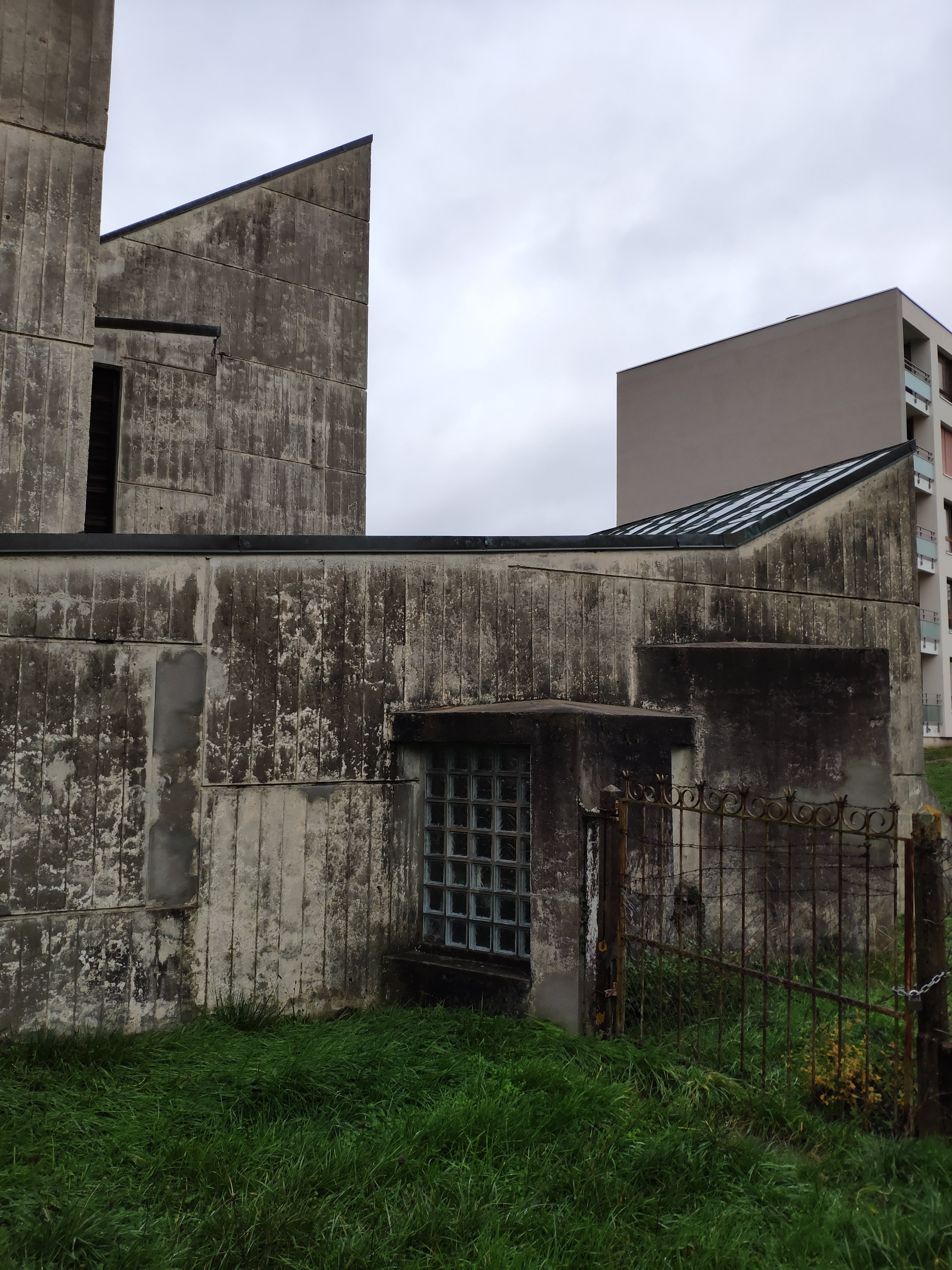 EntreVoir: Église Saint-Joseph - Jean Willerval