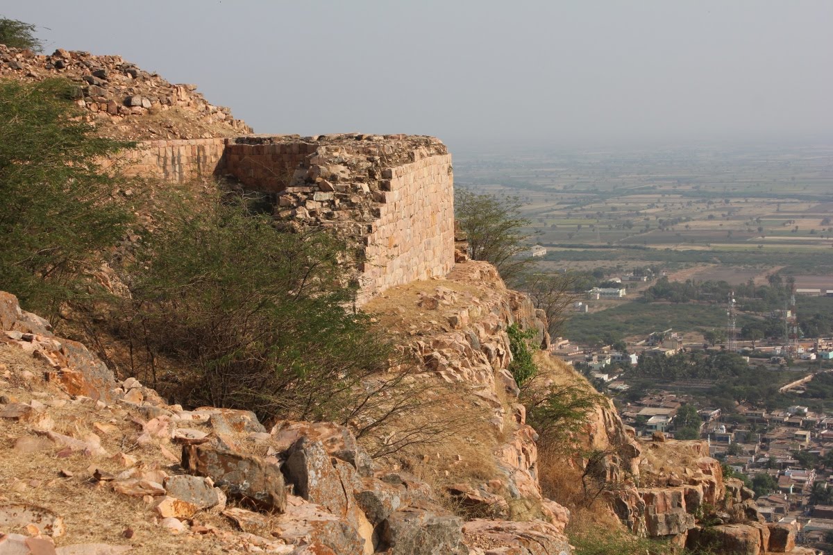 Journeys across Karnataka: Nargund Fort