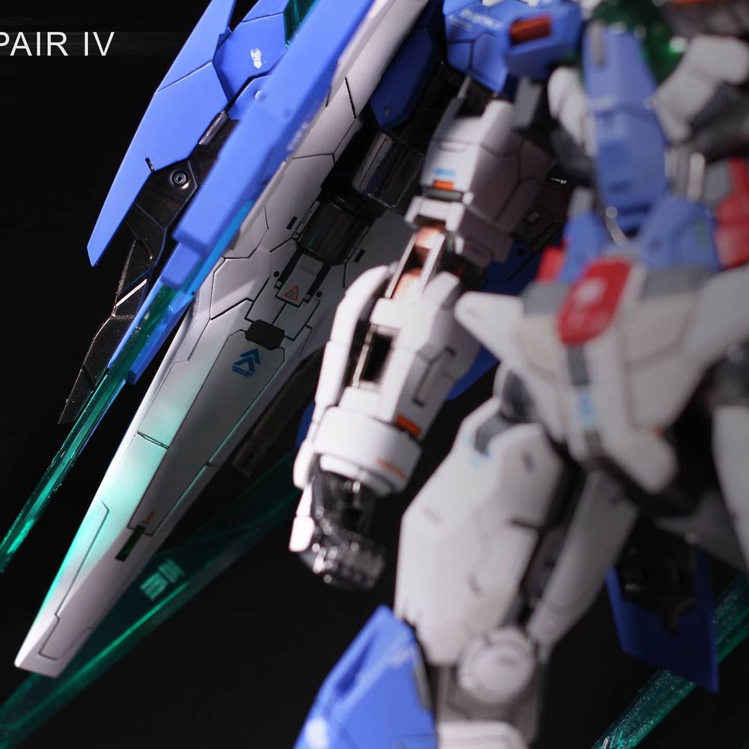 MG 1/100 Gundam Exia Repair IV Graham Gundam by runnergate - Pilot-Exia ...