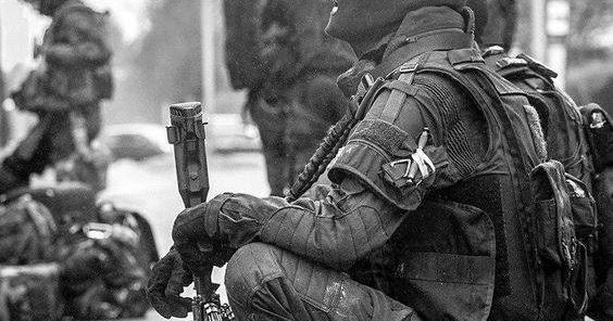 WARFARE Blog: FOTO: Commandos do GIGN em intervenção rural