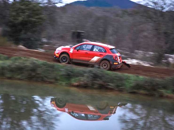 Una Fiat 500X nei Rally
