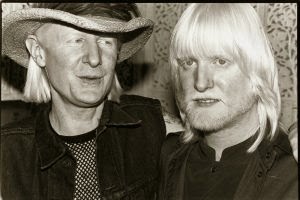 La gata bajo la lluvia: Johnny & Edgar Winter "Salvajes Albinos"