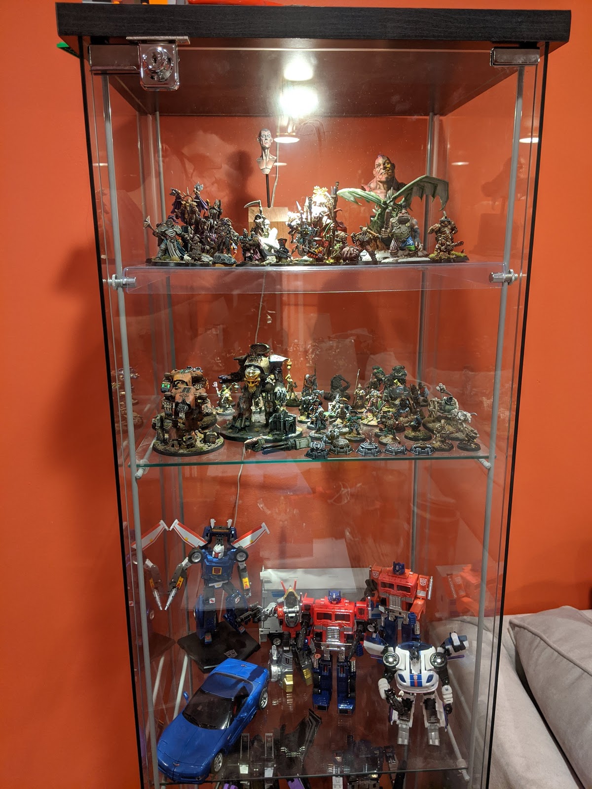 Acceptable Radiation: Extra Detolf Shelves Review