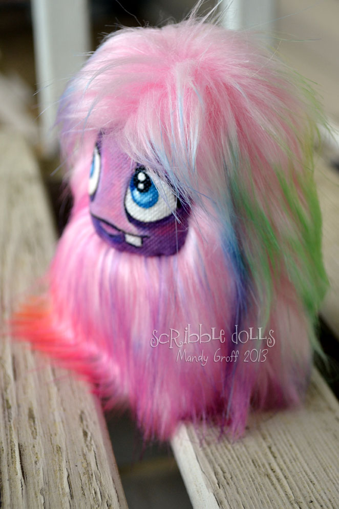 Scribble Dolls: Custom Pocket Fluffs, an Anniversary, and Meet Doodle!