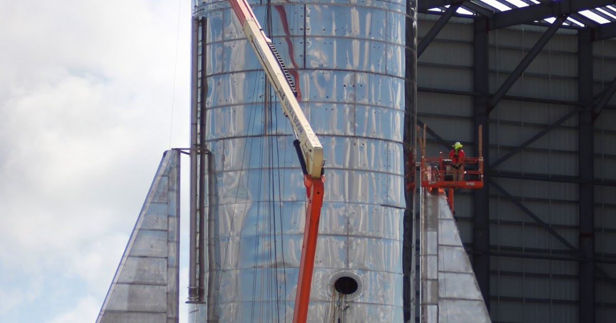 Volewica: Starship gets its fins