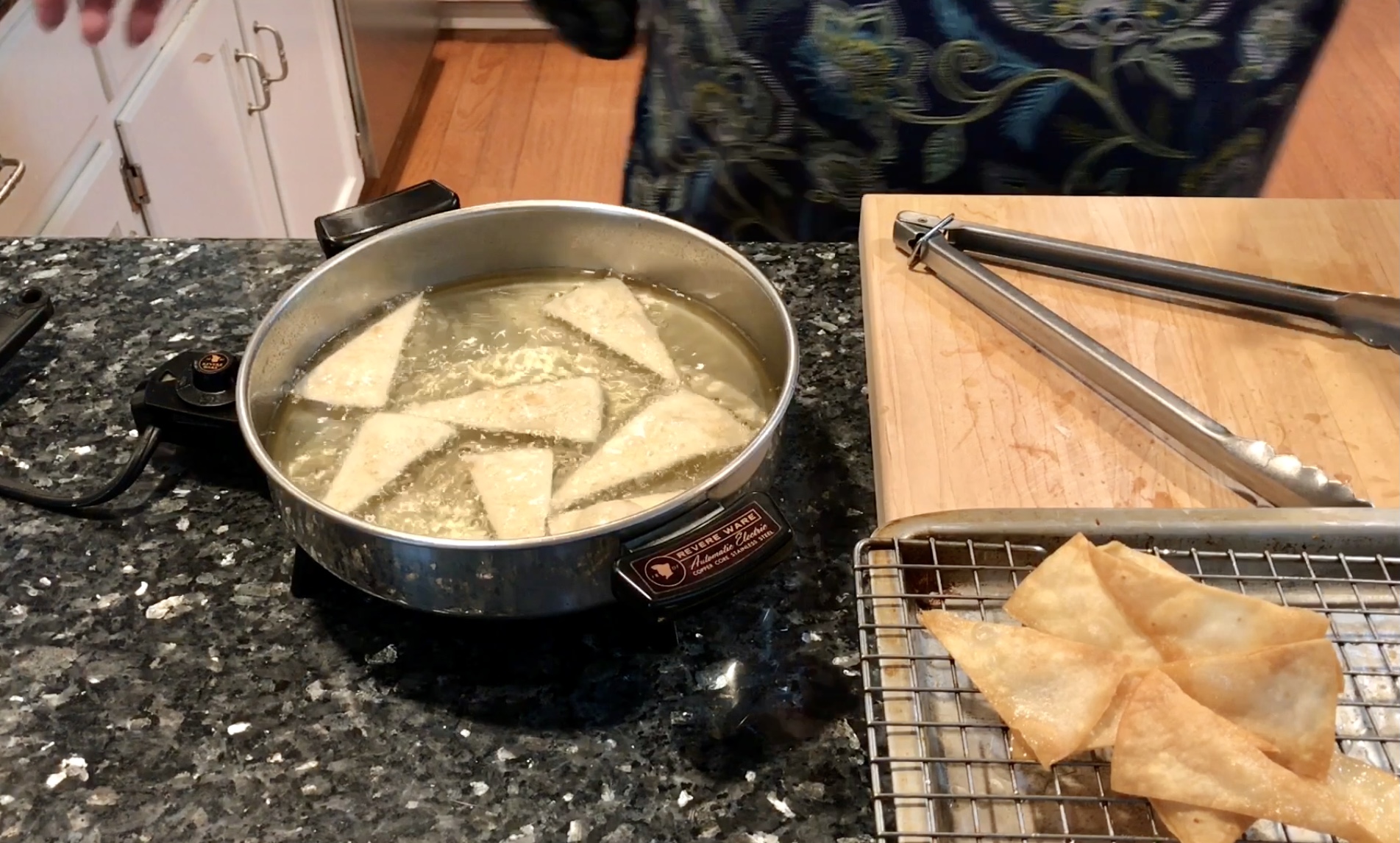 The Righteous Kitchen: Cinnamon Crispas