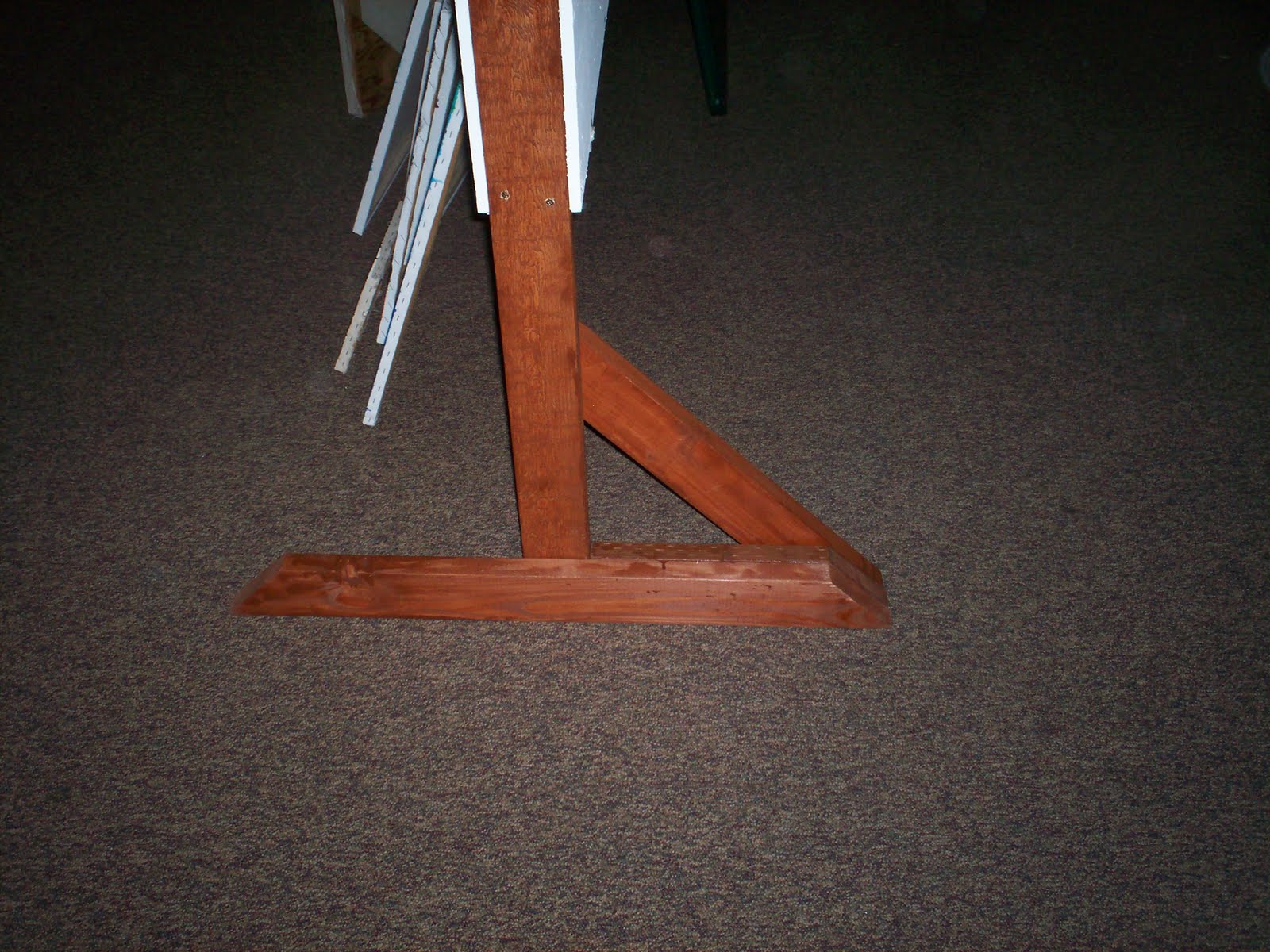 The Power of Creativity: Creating temporary walls for a Phantom Gallery