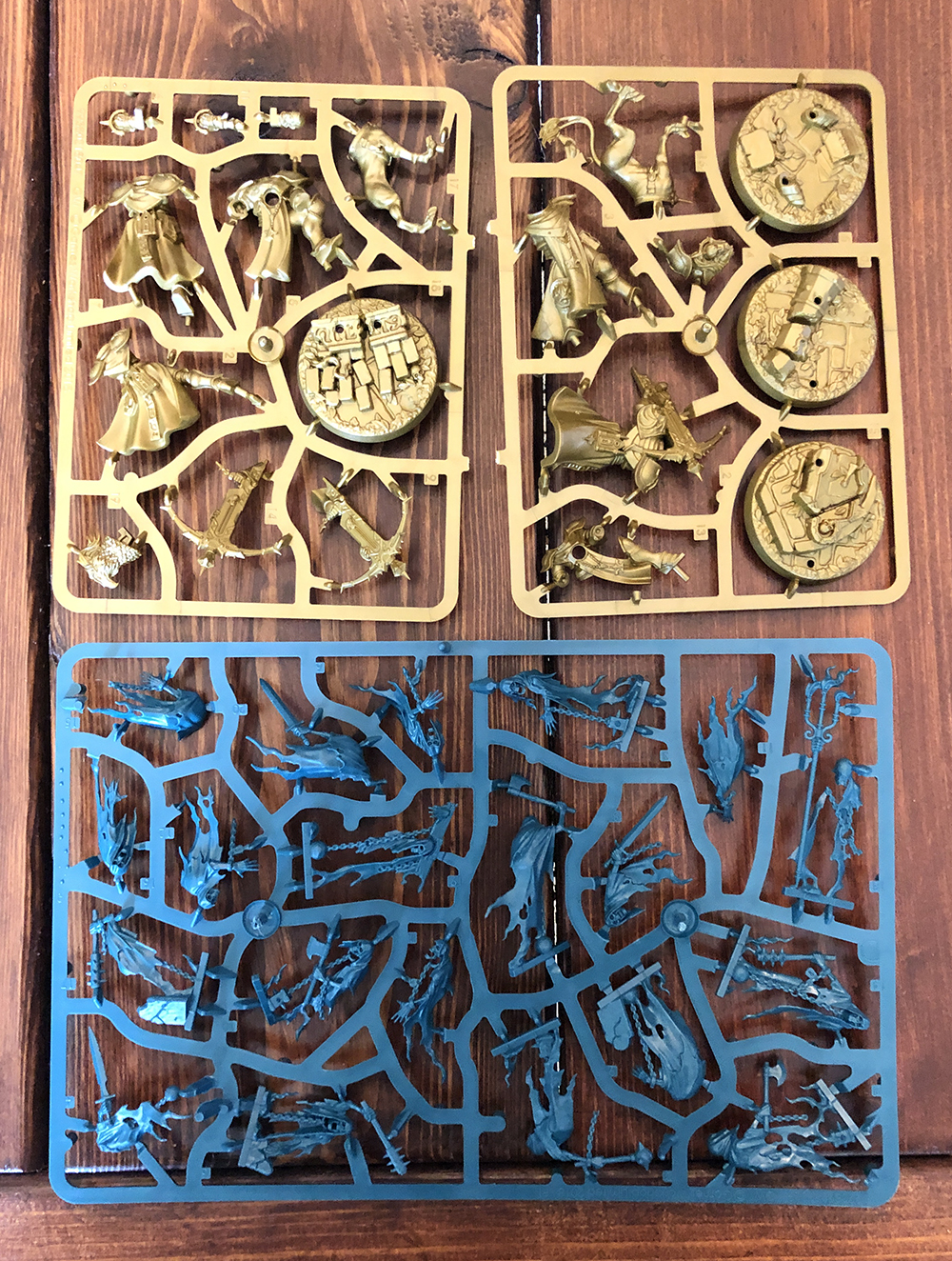 Mengel Miniatures: REVIEW: Crypt Hunters