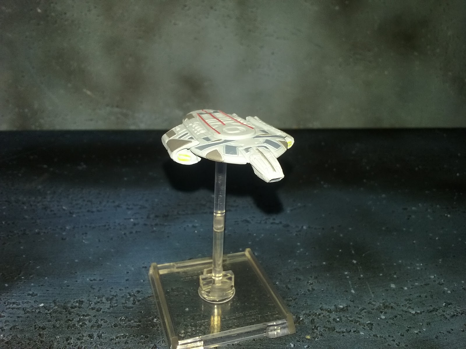 Star Trek Attack Wing USS Valiant unboxing and review