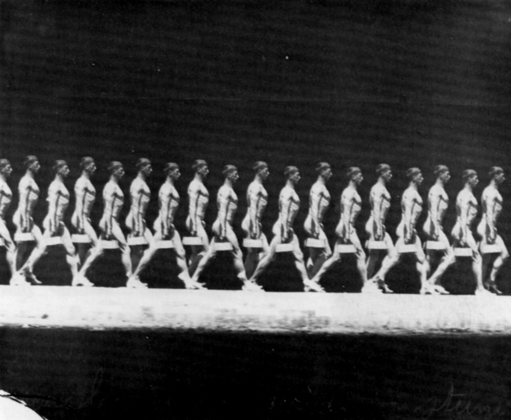 Chronophotographic Gun, the First Invention to Capture Moving Images on ...