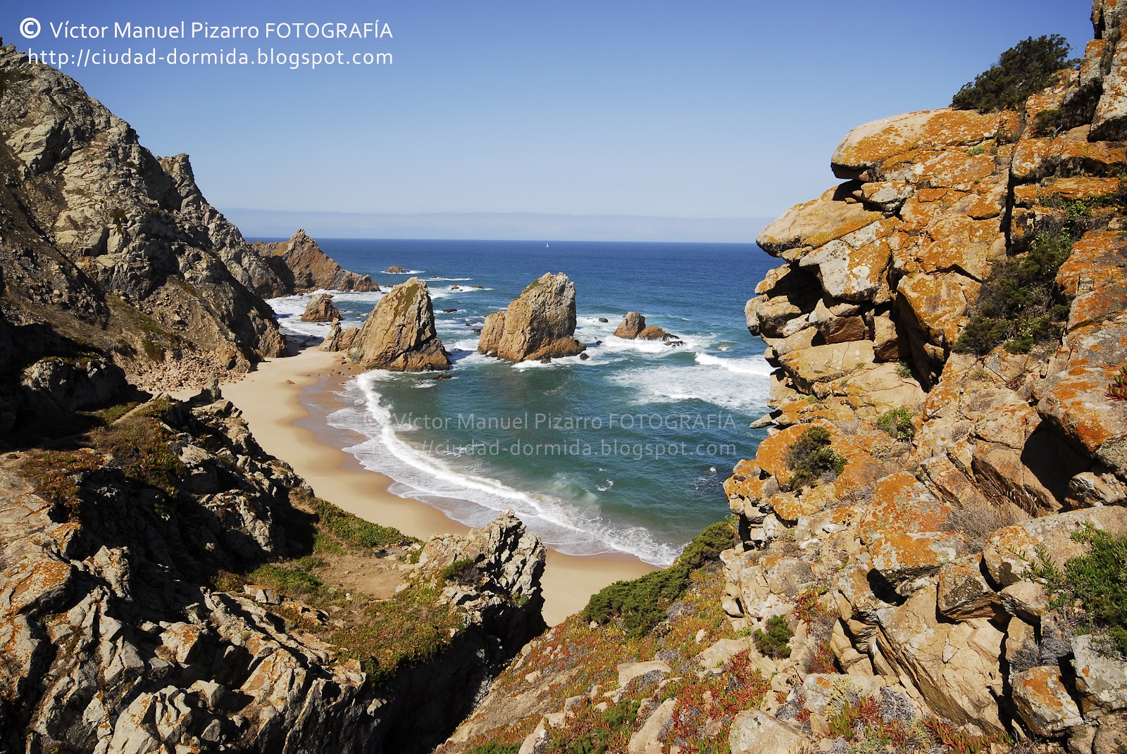 Ciudad-dormida: Playa de Ursa, la playa de los osos de piedra. Cabo da ...