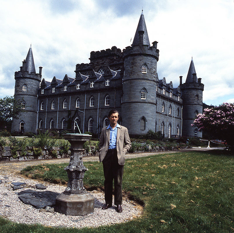 "Tweedland" The Gentlemen's club: Allan Warren and the Dukes of Britain