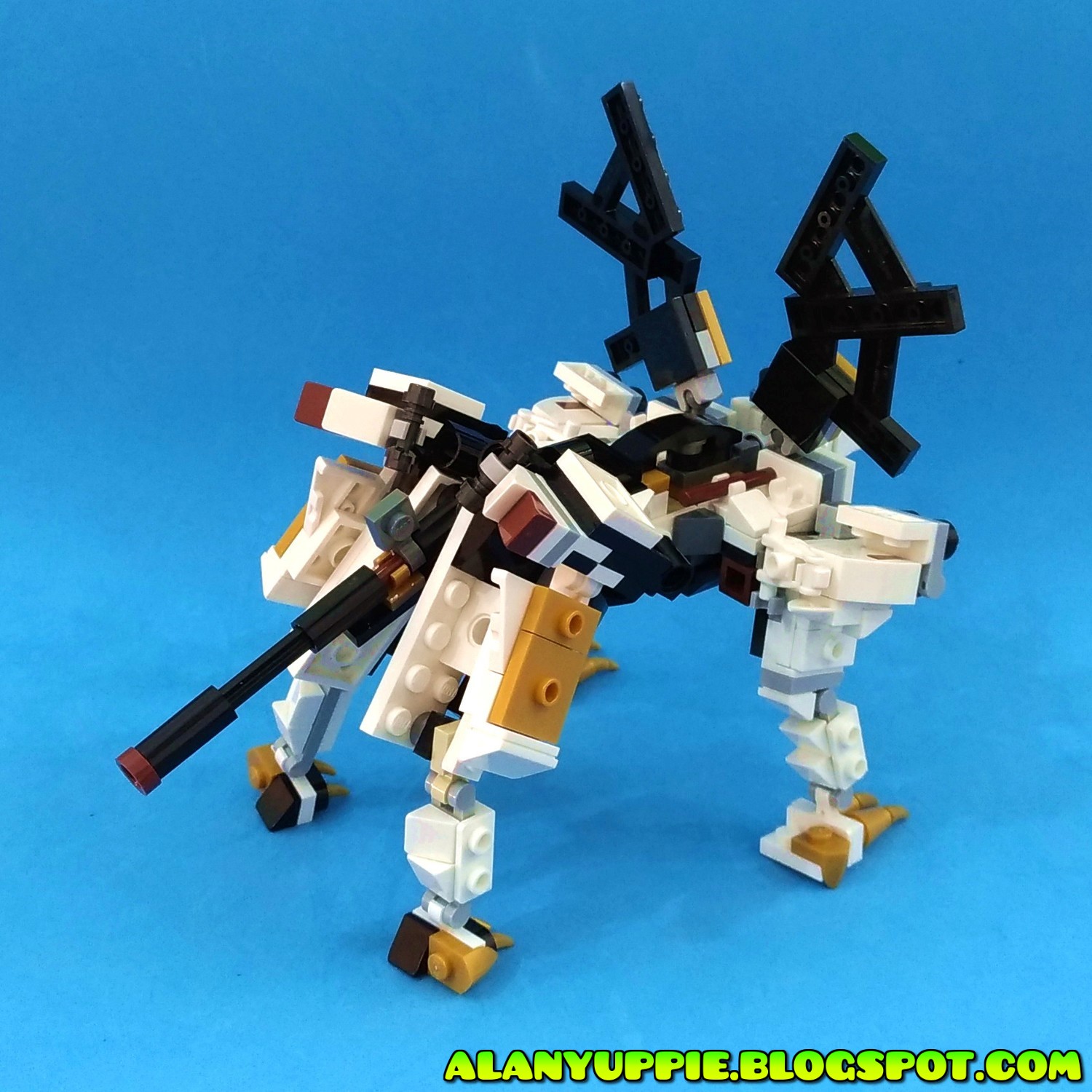 Alanyuppie's LEGO Transformers: Video Tutorial: Transformer White Lion ...
