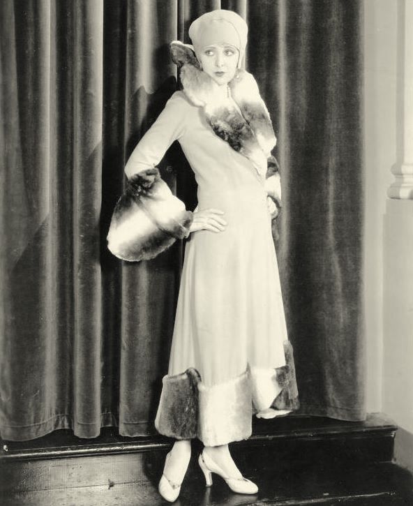 My Love Of Old Hollywood: Billie Dove (1903-1997)